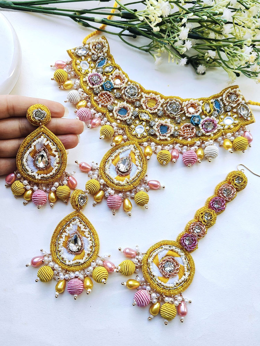 Green Floral Handmade Jewellery Set for Haldi/Mehndi - Bridal Collection